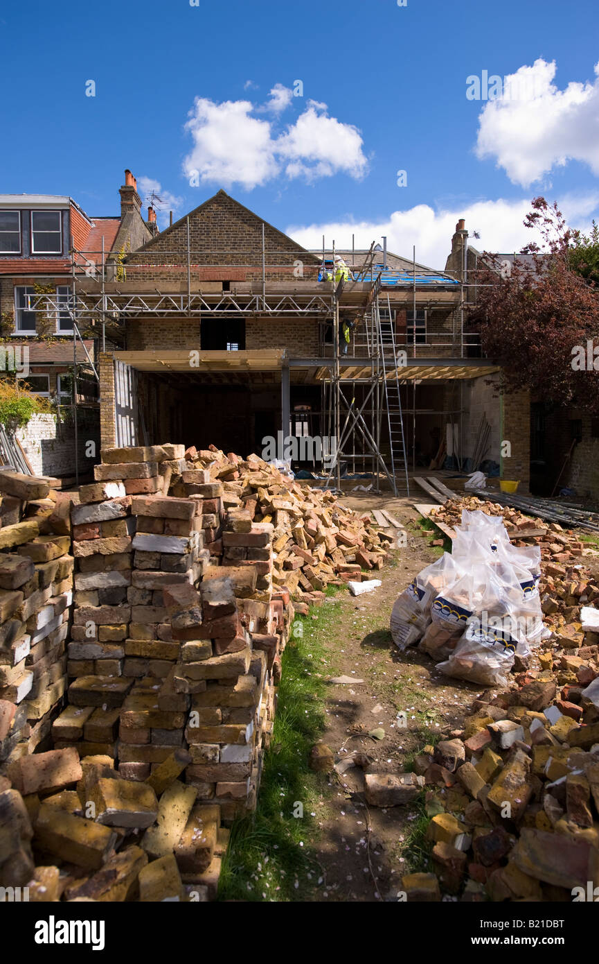 House construction london hi-res stock photography and images - Alamy