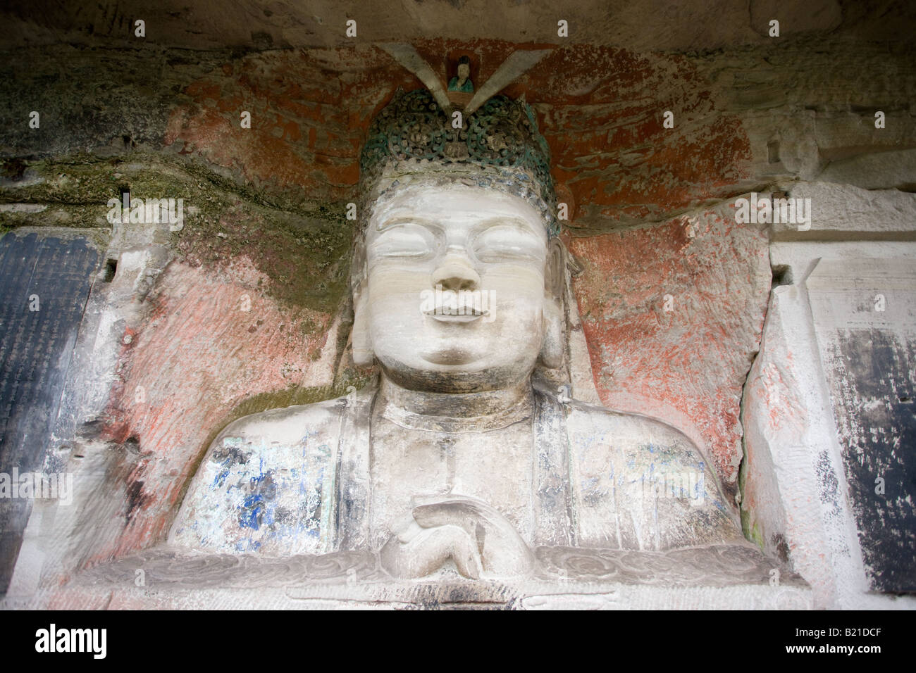 Buddha of Great Sunlight the Chief Buddha Dazu rock carvings Mount ...