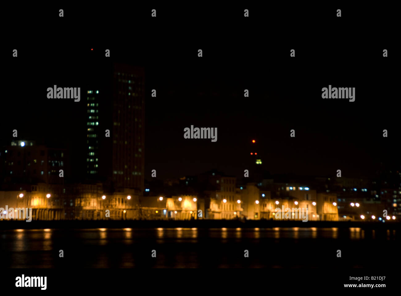 Cuba La Havana night Stock Photo - Alamy