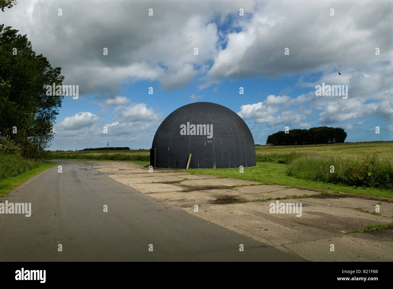 Ww2 airfield uk hi-res stock photography and images - Alamy