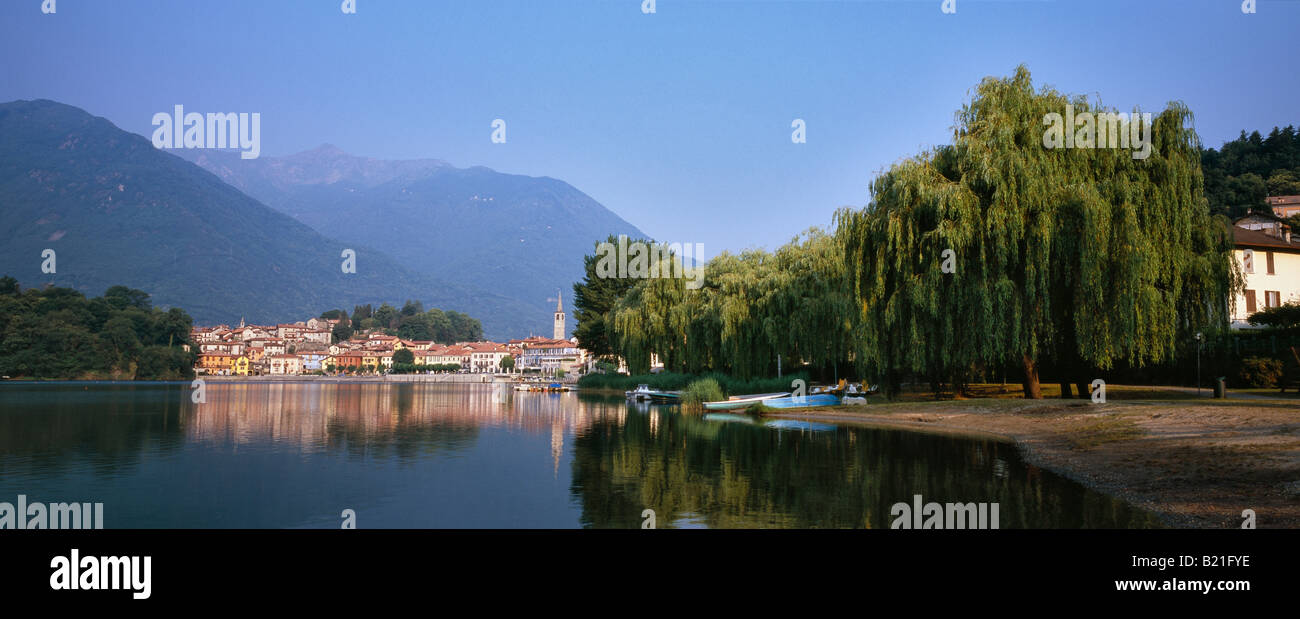 MERGOZZO VILLAGE AT THE HEAD OF LAKE MERGOZZO MONT MASSOPE IN ...