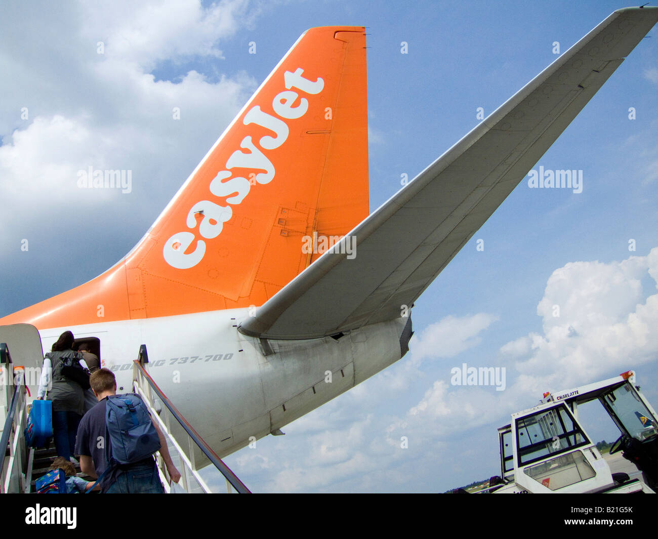 Aeroplane logo hi-res stock photography and images - Alamy