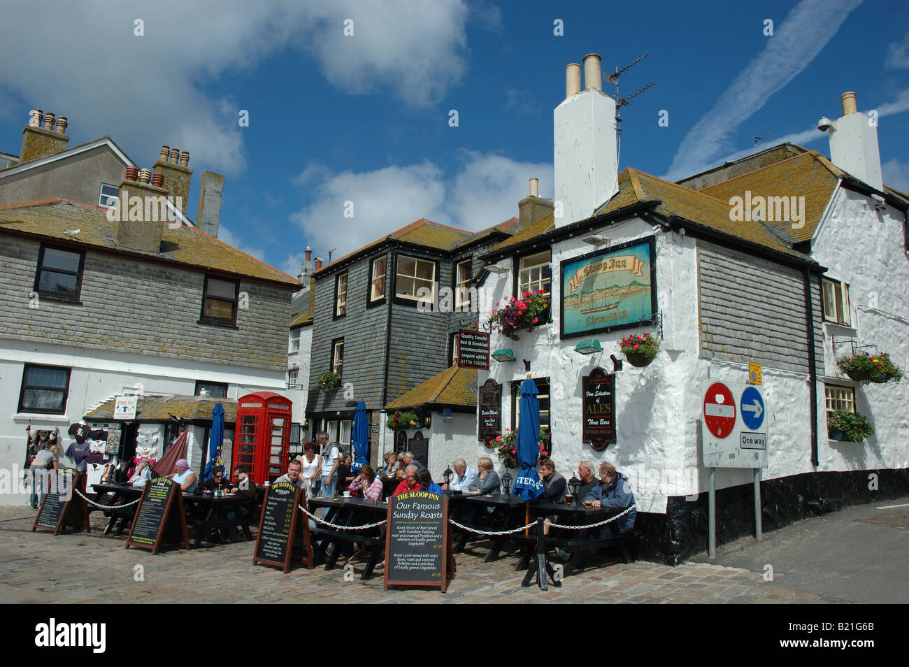 The Sloop Inn, St Ives, Cornwall, England, UK Stock Photo - Alamy