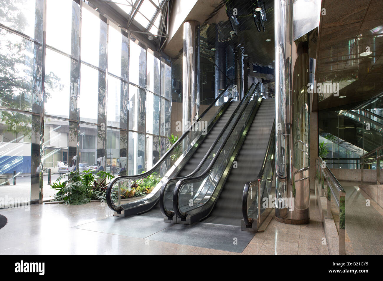 modern building atrium reception Stock Photo - Alamy