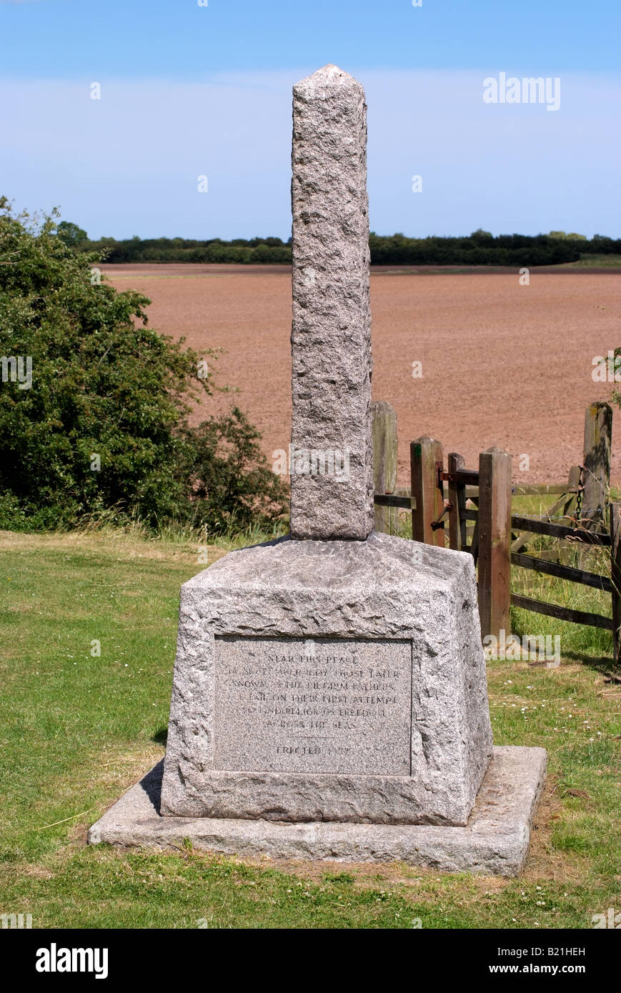 Pilgrim fathers monument hi-res stock photography and images - Alamy
