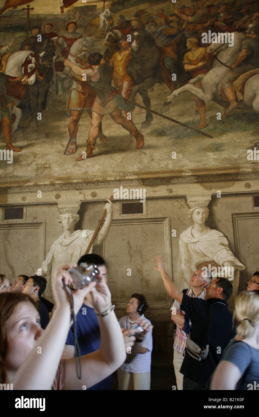 Vatican raphael rooms people hi-res stock photography and images - Alamy