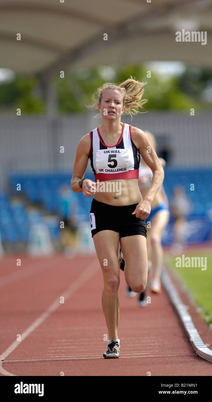 leading in 1500m race Stock Photo - Alamy
