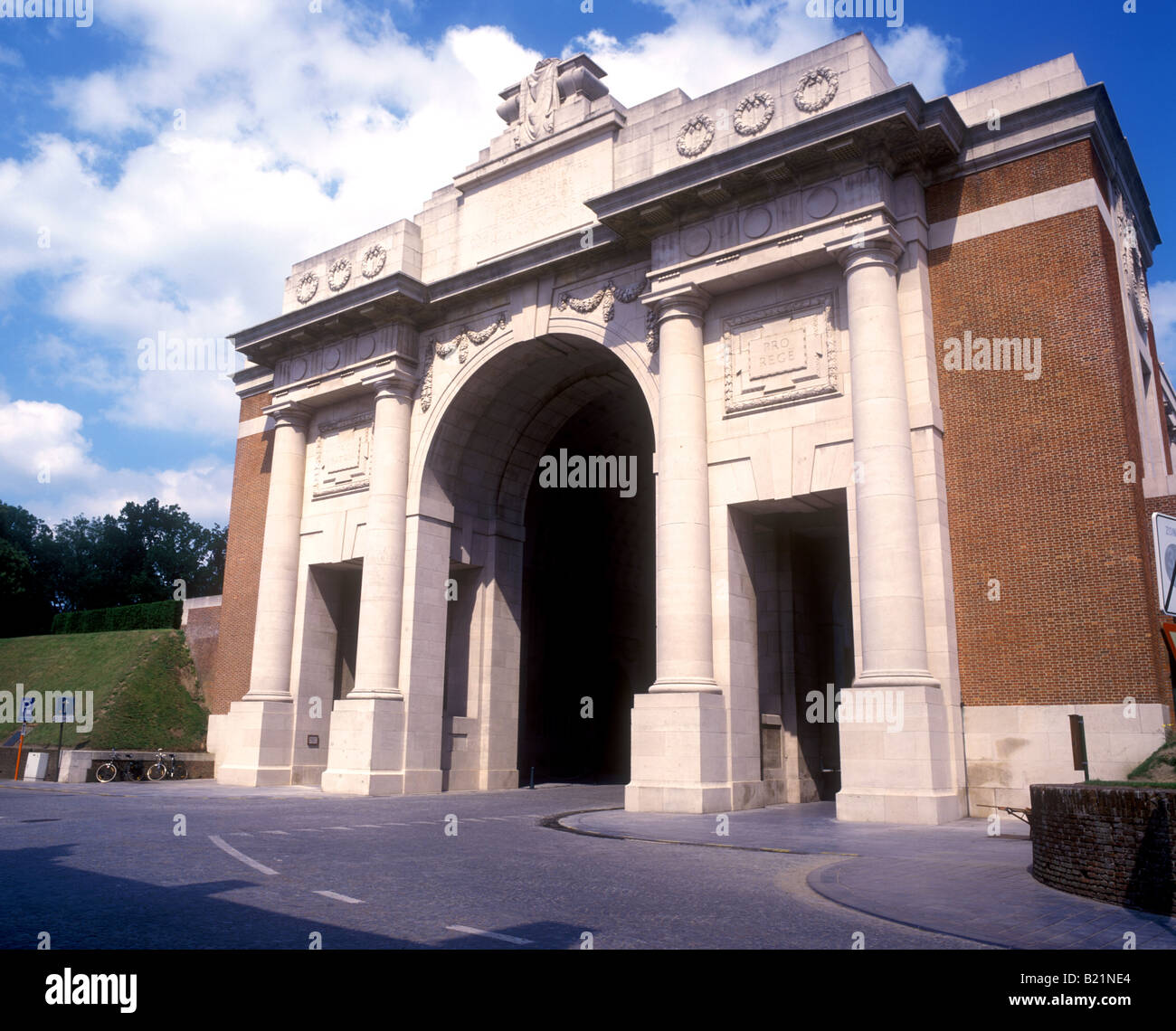 Menin Gate - Monument to the Armies of the British Empire in the ...