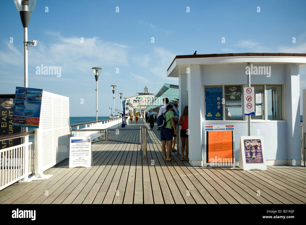 Pier boardwalk hi-res stock photography and images - Alamy