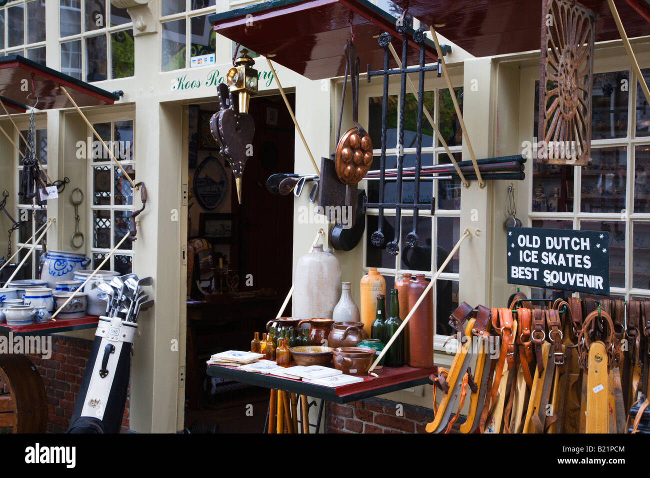 Antique Shop Delft Netherlands Stock Photo - Alamy