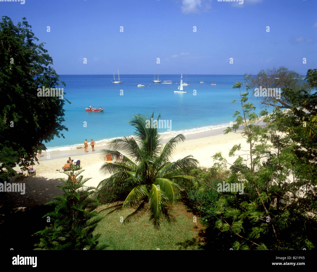 View over idyllic tropical beach on the west coast of Barbados Stock ...