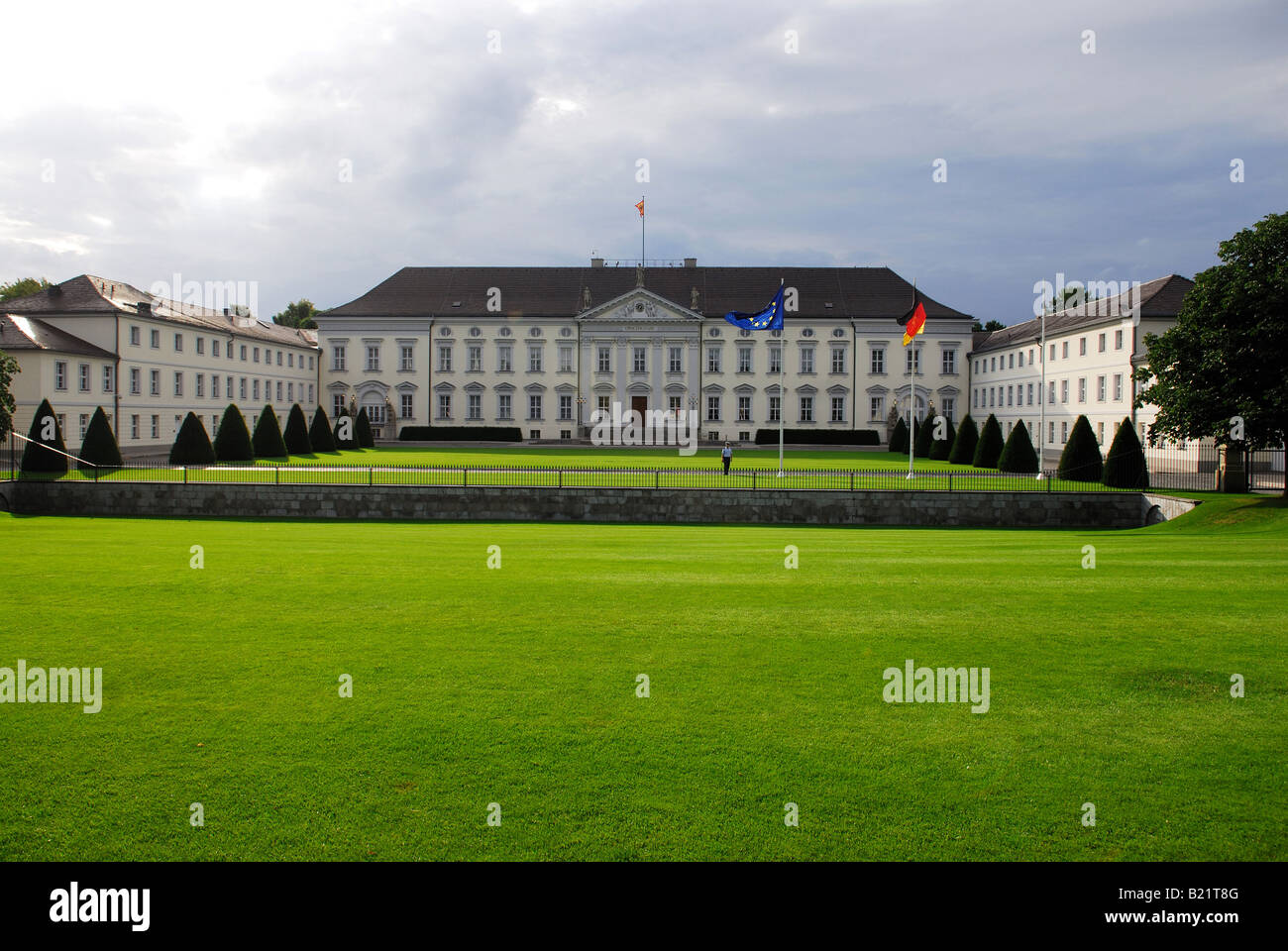 Schloss bellevue castle hi-res stock photography and images - Alamy