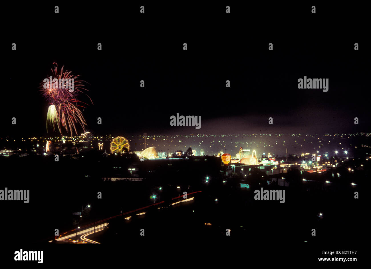 Royal fireworks hi-res stock photography and images - Alamy