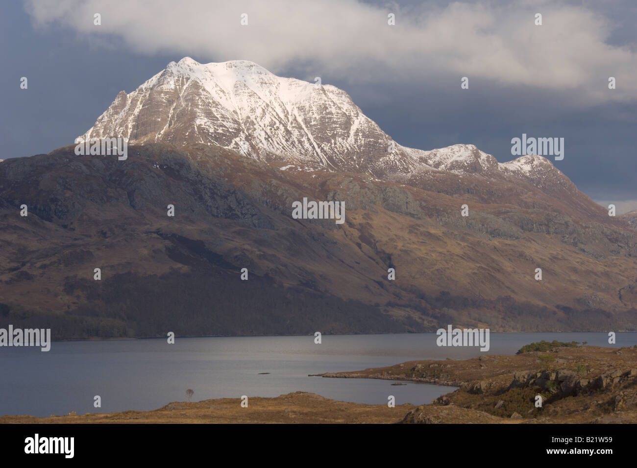 Mountain slioch hi-res stock photography and images - Alamy