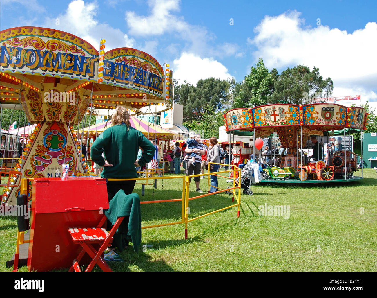 Fairground rides uk hi-res stock photography and images - Alamy