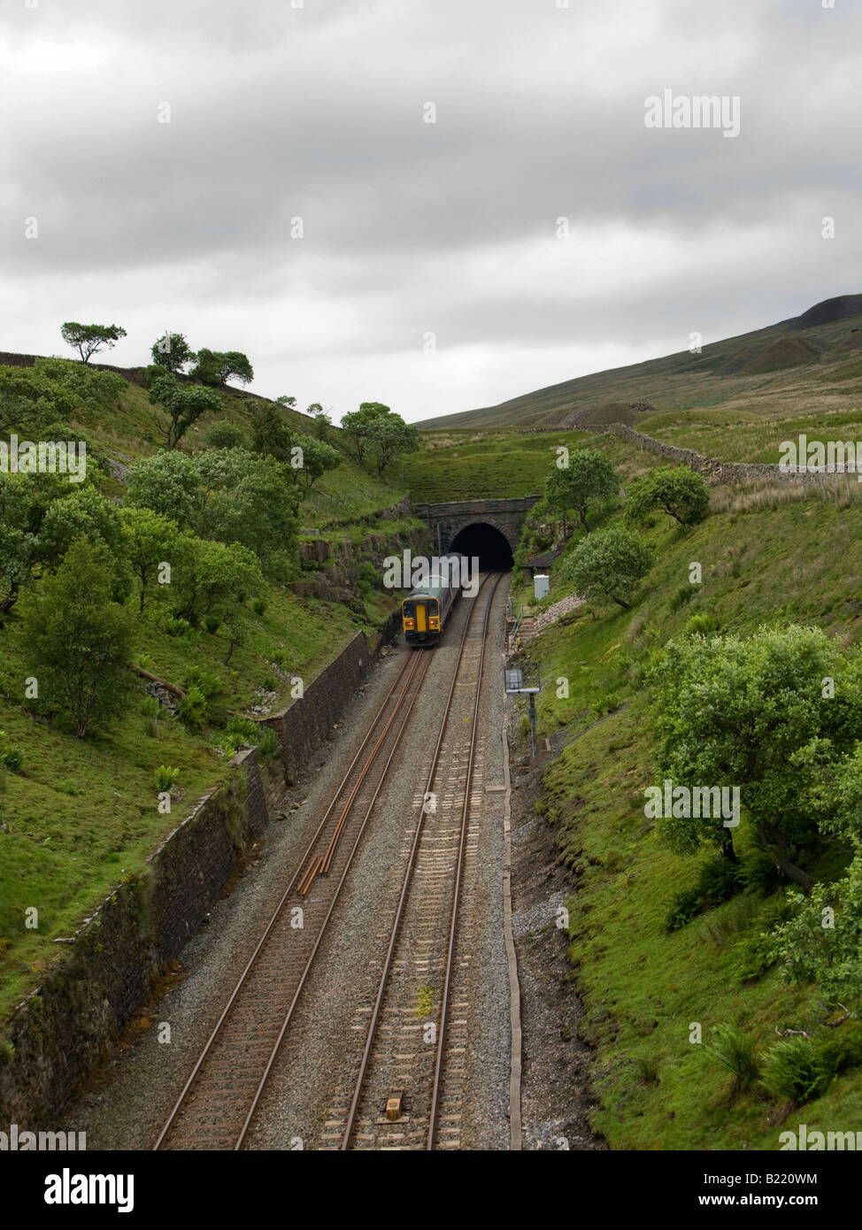 Train entering Blea Moor tunnel , Ribblehead Stock Photo - Alamy
