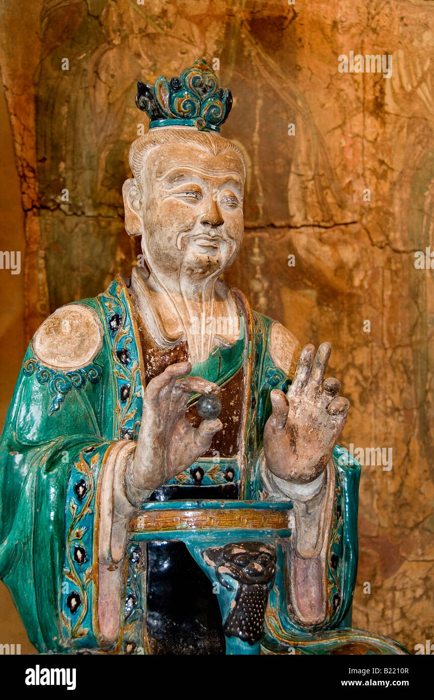Chinese daoist figure hi-res stock photography and images - Alamy