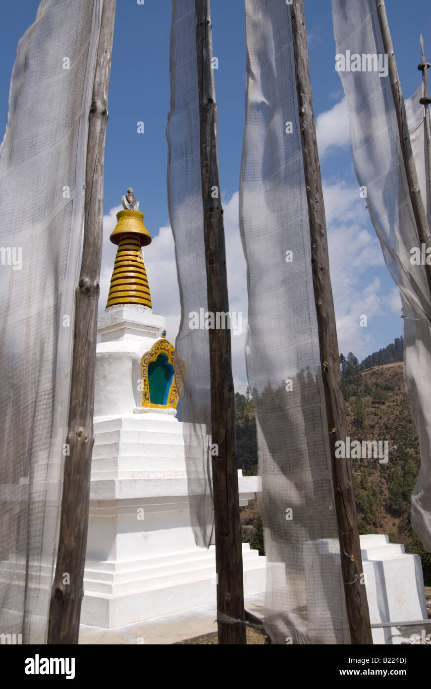 Chorten on Cheli La (pass), Dentak Road, from Haa Valley to Paro ...