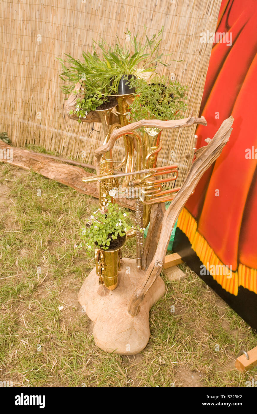 Musical plant pot Glastonbury Festival 2008 Stock Photo - Alamy