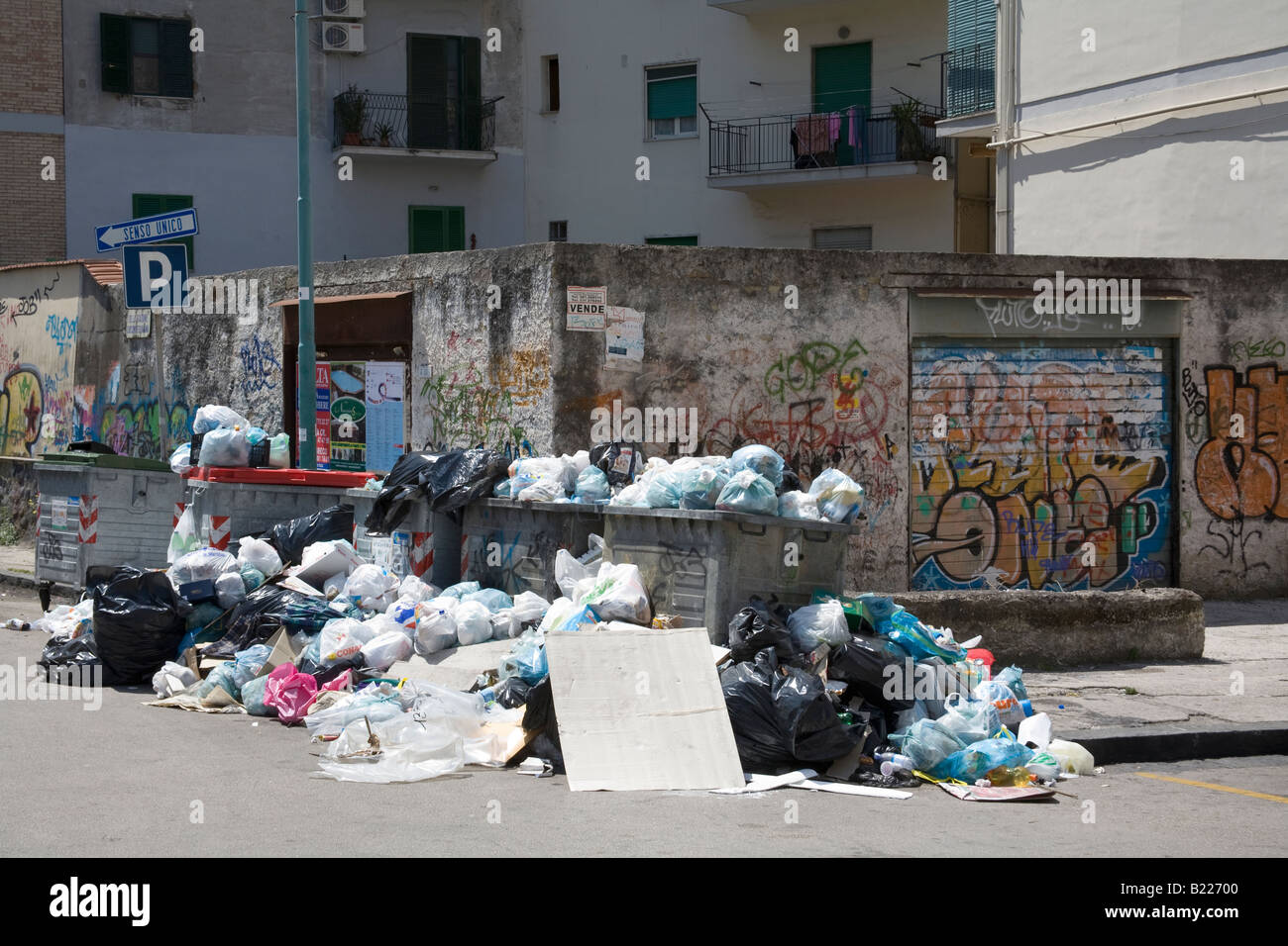 Overflowing rubbish bins instreets of Naples Italy June 2008 Stock ...