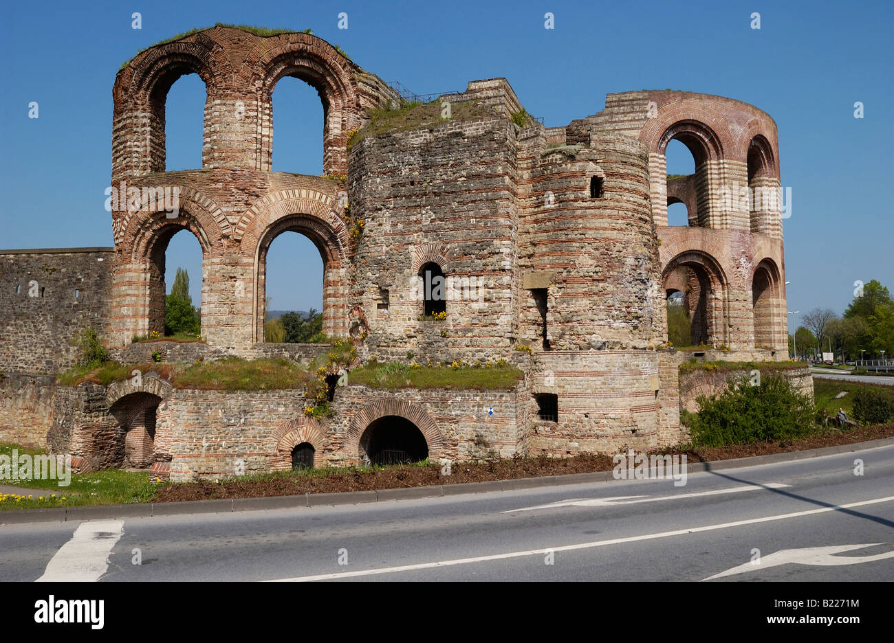 ruins of Emperor thermal spa, ancient roman imperial bath, Trier ...