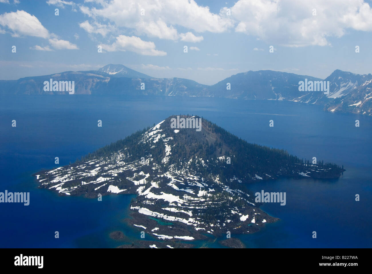 Wizard island in the caldera of Crater Lake National Park Oregon Stock ...