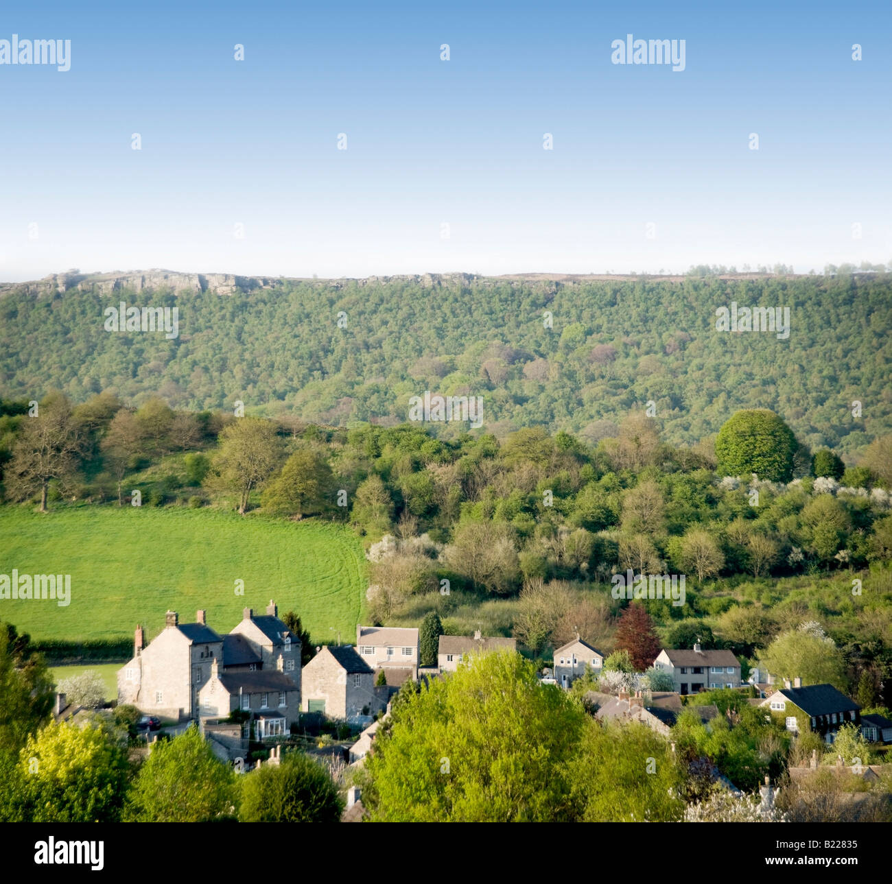 peak district national park derbyshire hathersage village Stock Photo ...