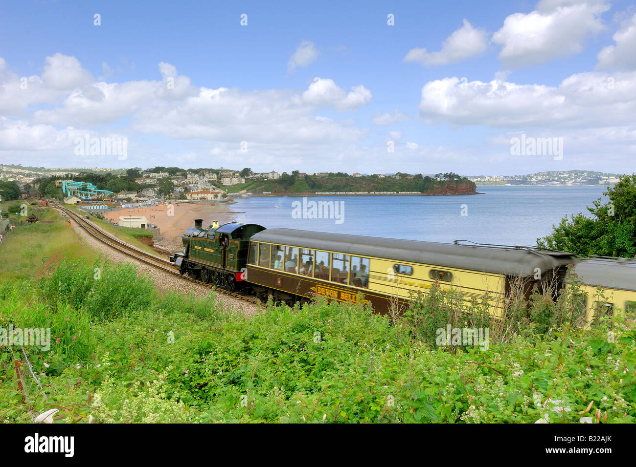 Steam train passing goodrington hi-res stock photography and images - Alamy