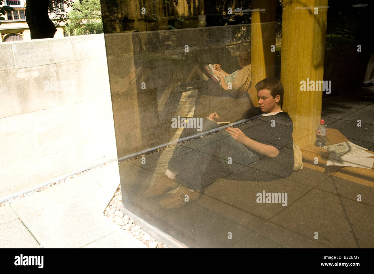 Oxford university college system hi-res stock photography and images ...