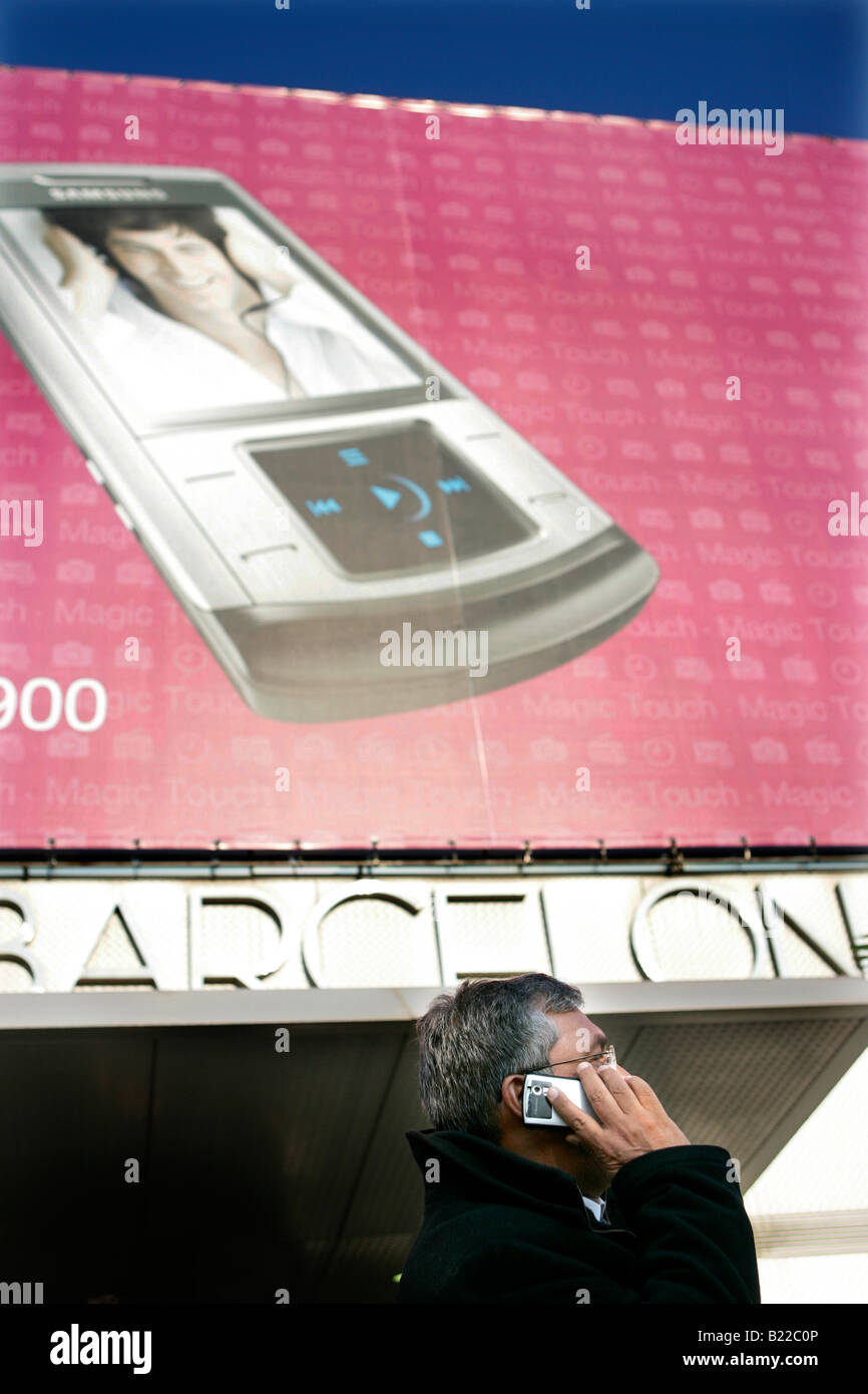 Converse advert hi-res stock photography and images - Alamy