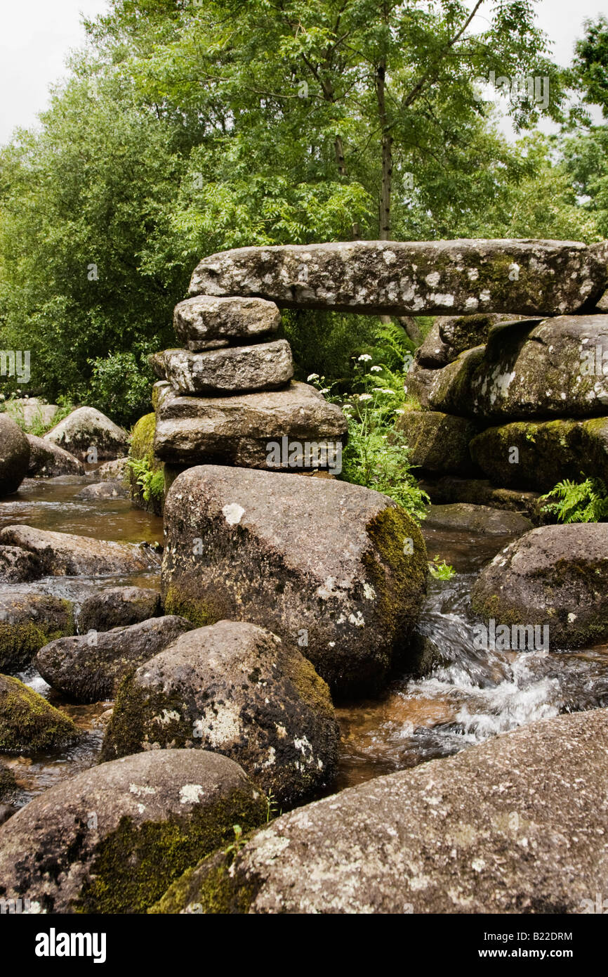 Clapper bridge at Dartmeet in the Dartmoor National Park Stock Photo ...