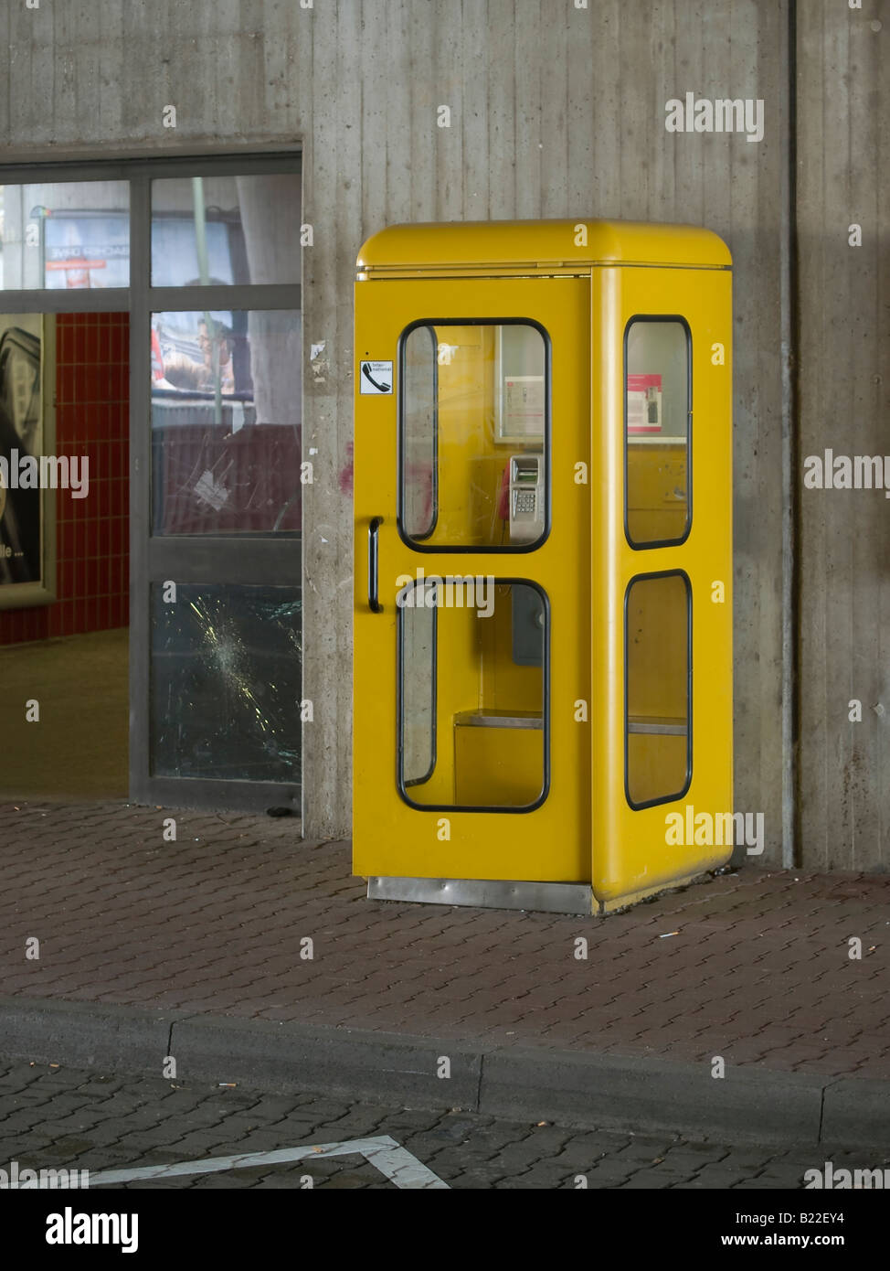 Public telephone booth train station hi-res stock photography and ...