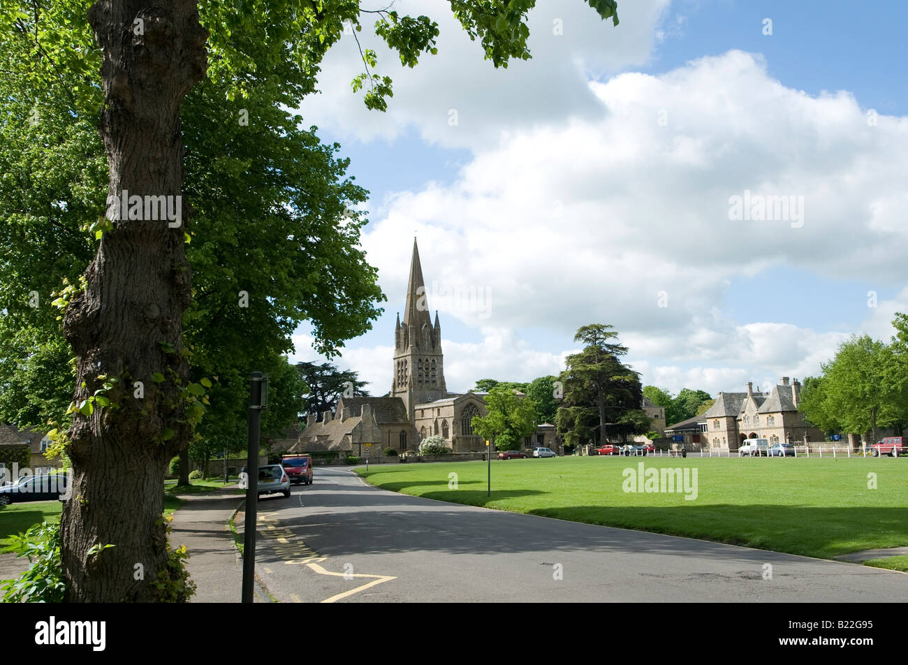The green in the centre of Witney a market town in Oxon Stock Photo - Alamy