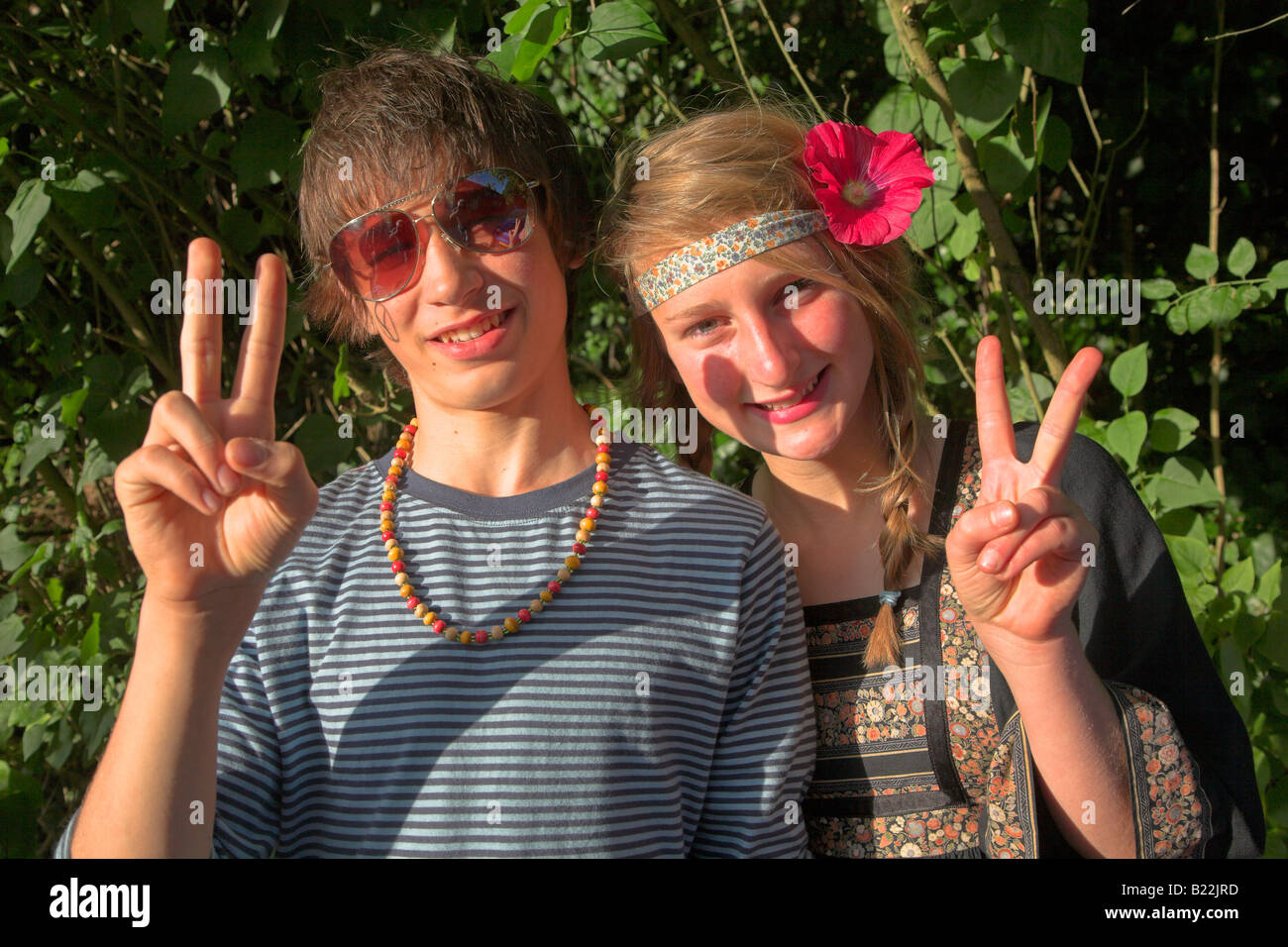 Hippies Peace Sign High Resolution Stock Photography and Images - Alamy