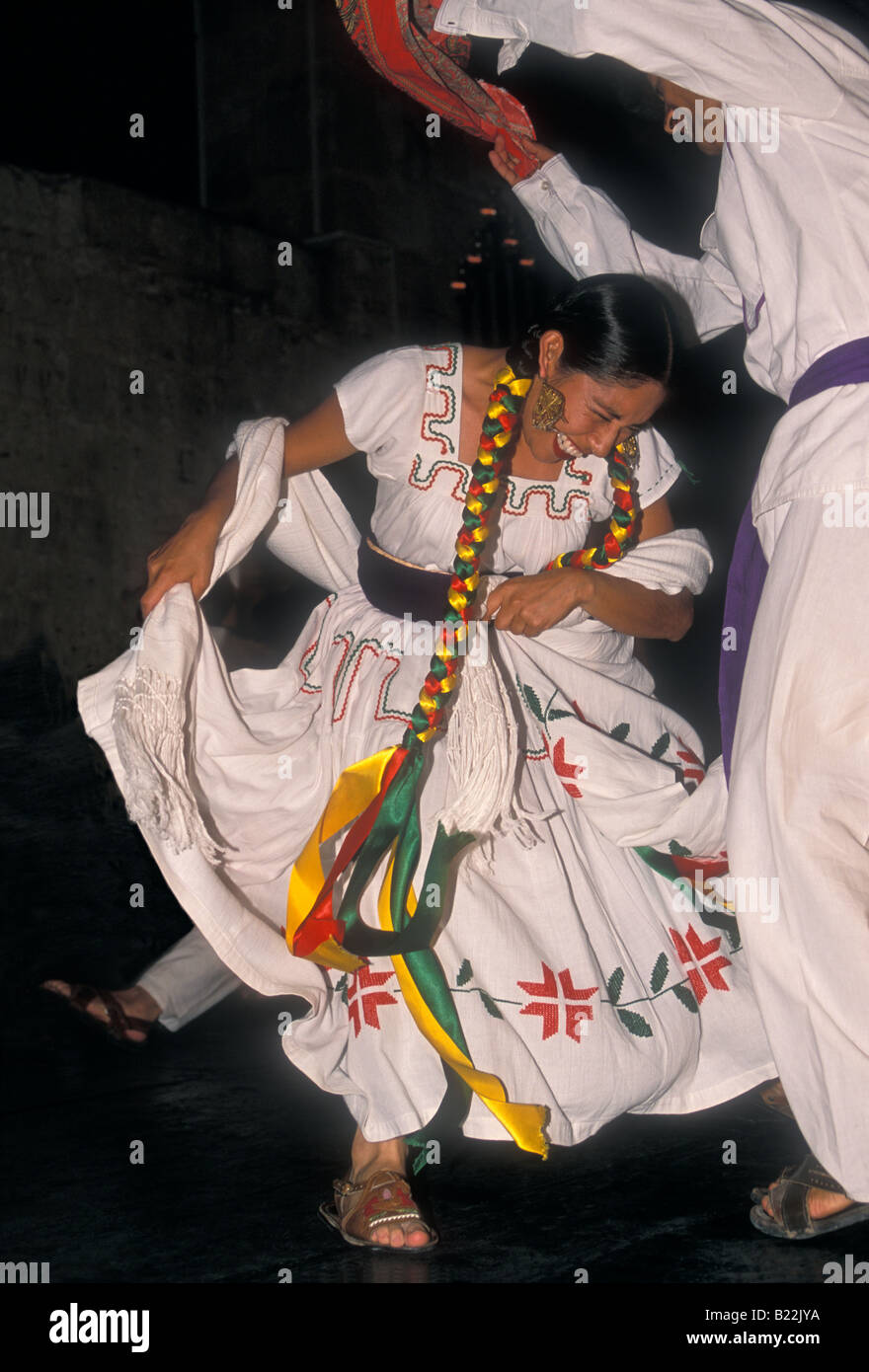Mexican people costumed dancers guelaguetza hi-res stock photography ...