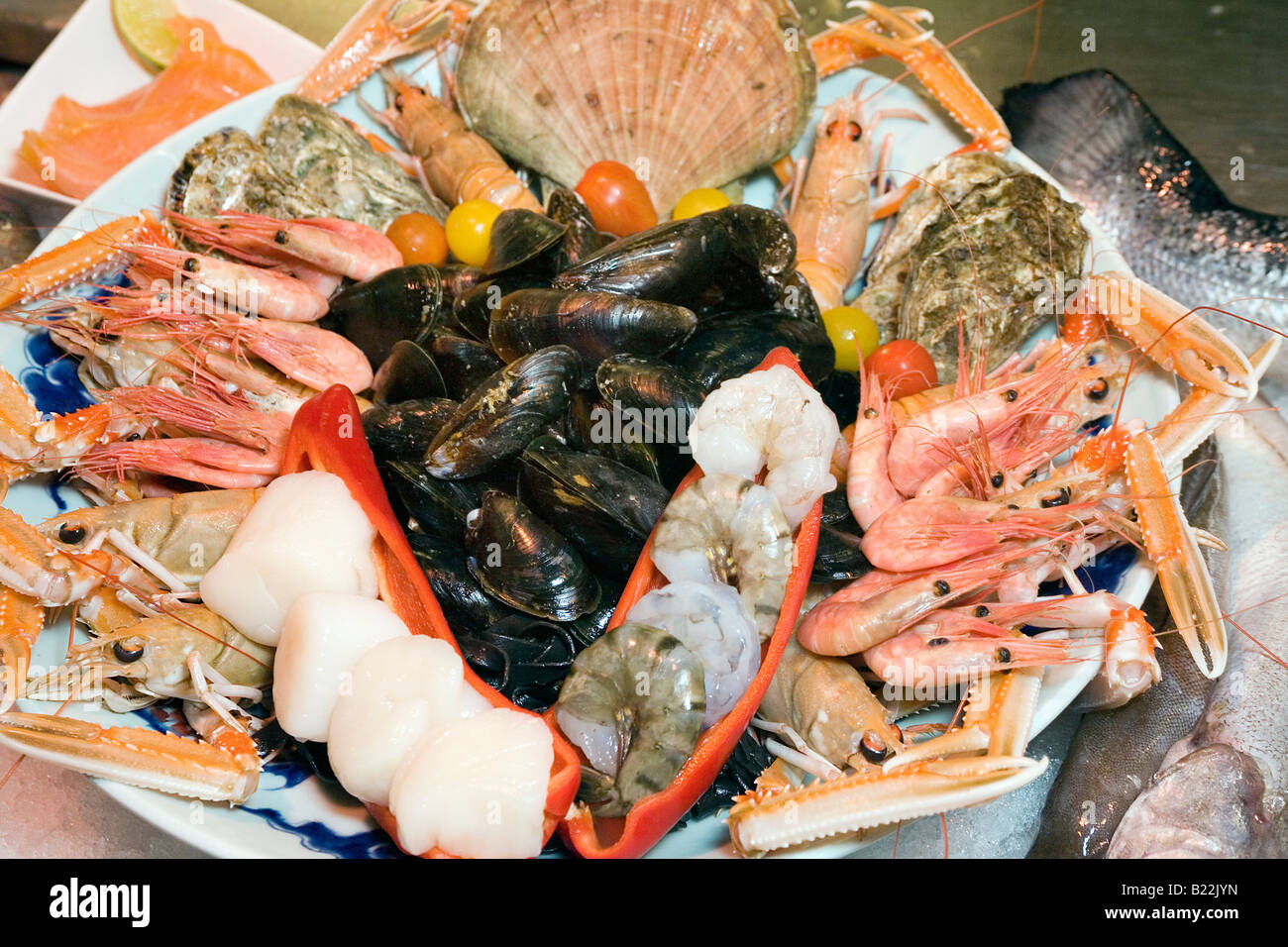 Food delicious seafood platter hi-res stock photography and images - Alamy