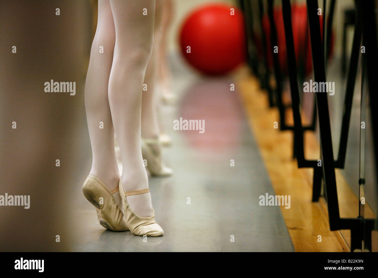 Young ballet dancers learning in ballet class Stock Photo - Alamy