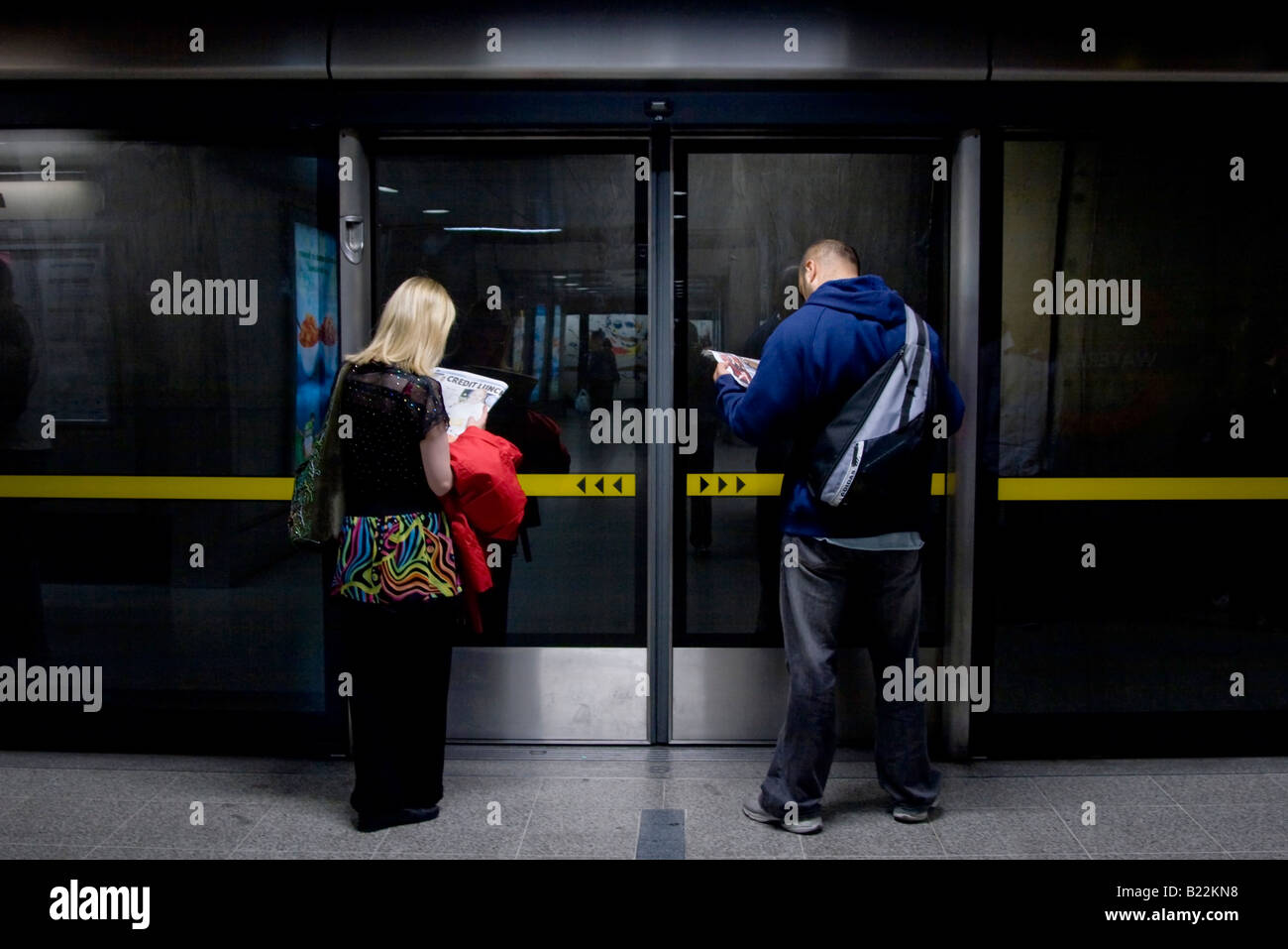 People waiting by Platform Edge Doors London Bridge Underground Station ...