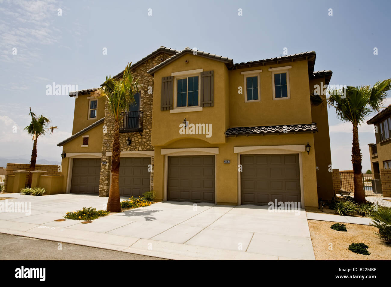 New condo development hi-res stock photography and images - Alamy