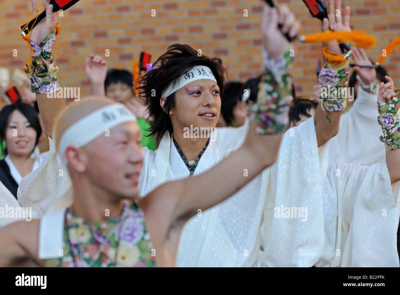 Male dancers japan hi-res stock photography and images - Alamy