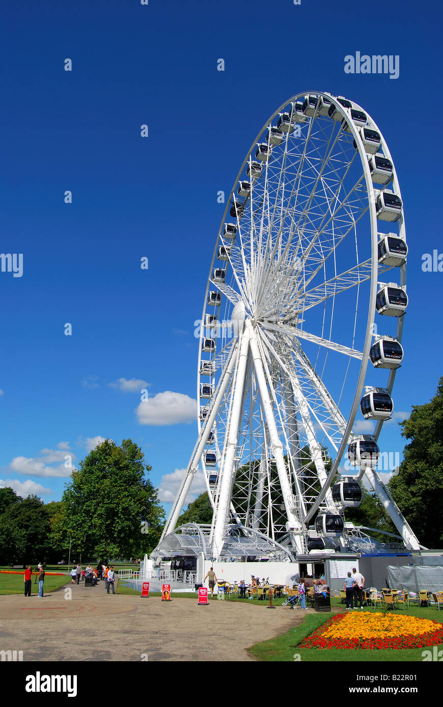 Royal Windsor Observation Wheel, Alexandra Gardens, Windsor, Berkshire ...