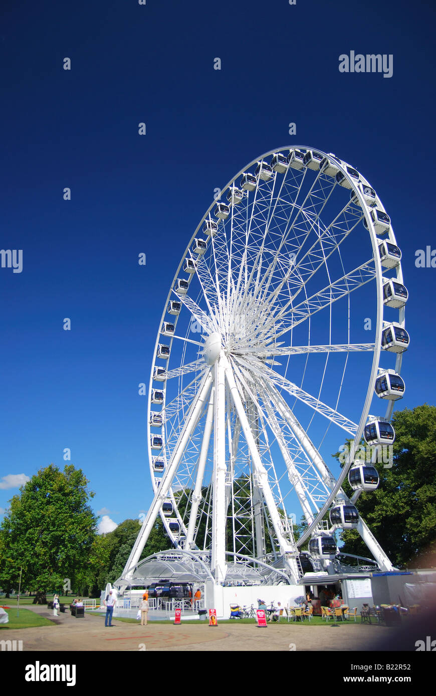 Royal Windsor Observation Wheel, Alexandra Gardens, Windsor, Berkshire ...