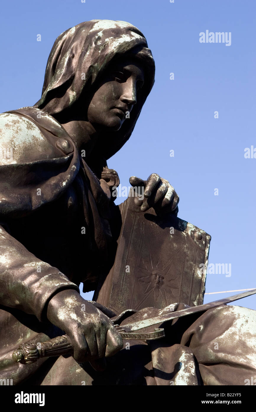 Statue female holding sword in hi-res stock photography and images - Alamy