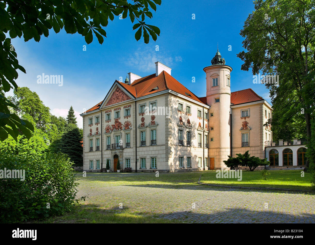 Otwock palace hi-res stock photography and images - Alamy