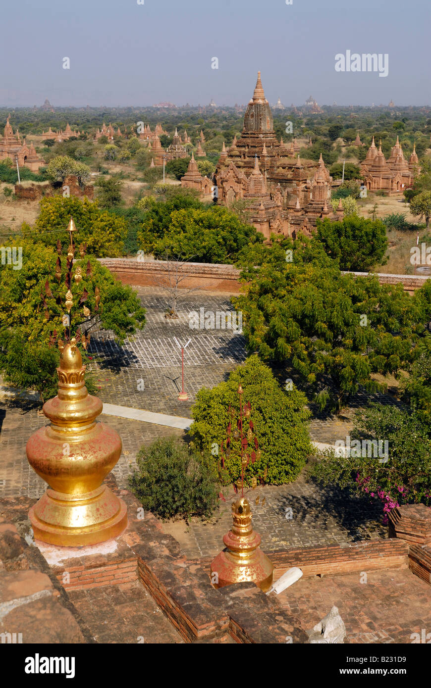 Bagan vertical landscape myanmar hi-res stock photography and images ...