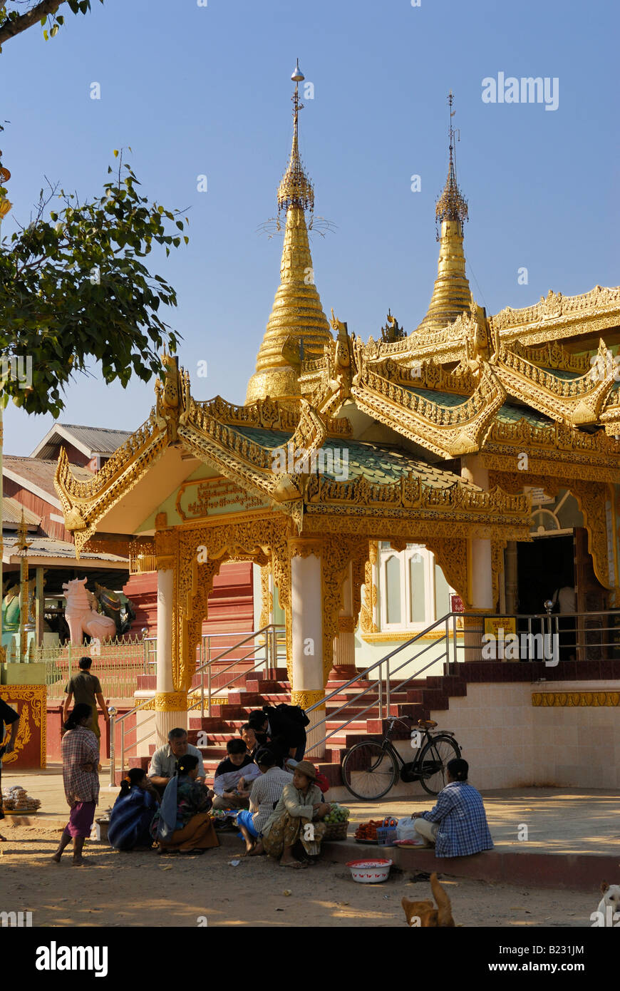 Snake pagoda paleik myanmar hi-res stock photography and images - Alamy