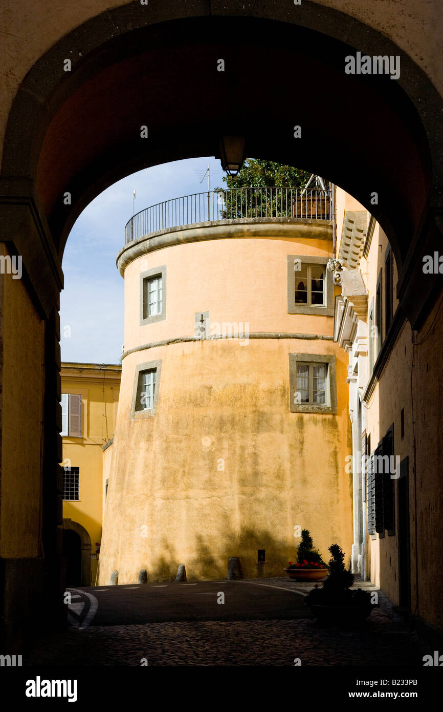 Pope quarters hi-res stock photography and images - Alamy