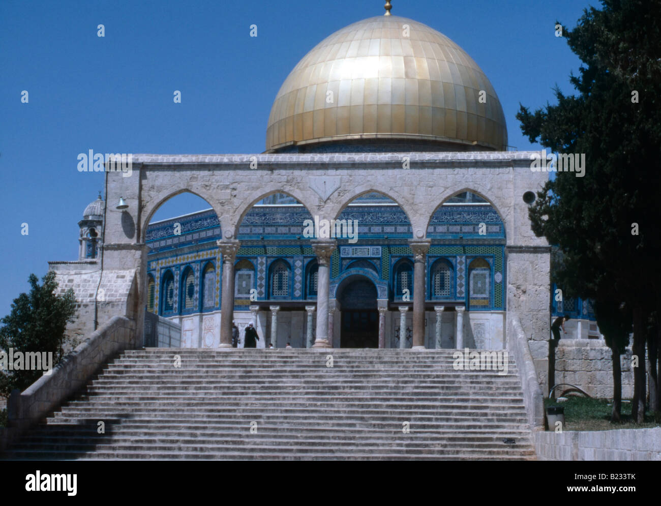 Temple mount israel stairs hi-res stock photography and images - Alamy