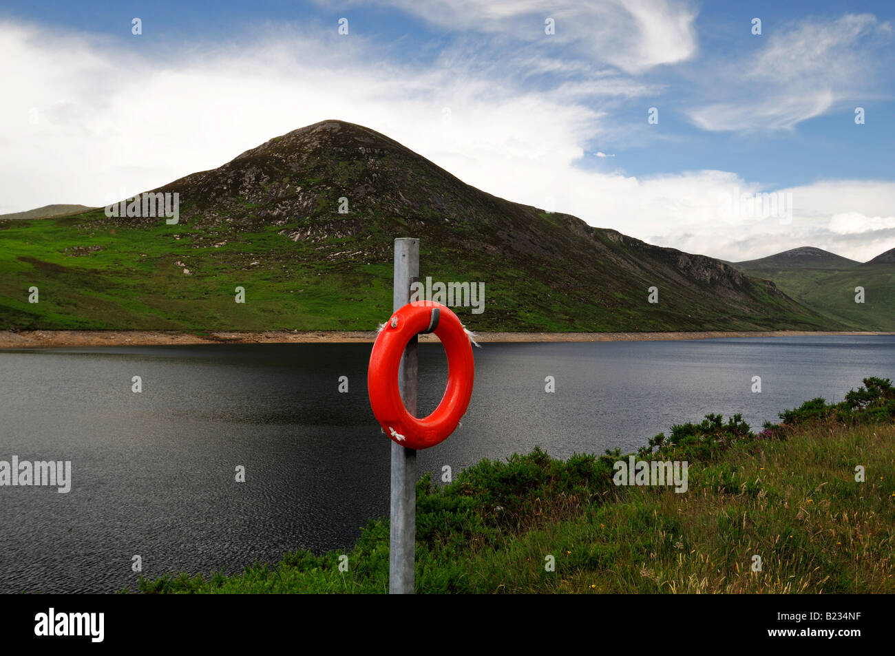 silent valley water reservoir with mourne mountains in background ...