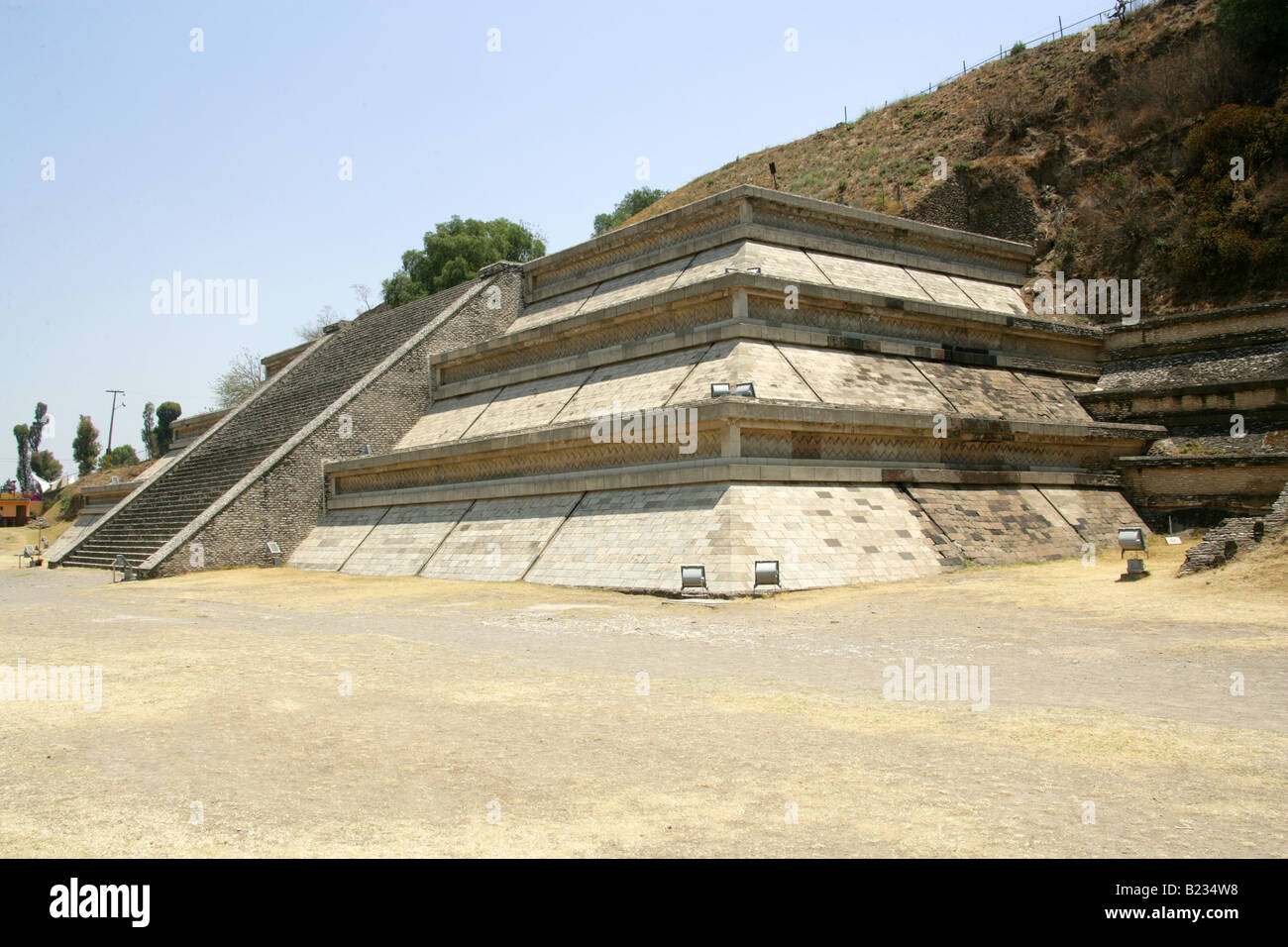 Cholula pyramid hi-res stock photography and images - Alamy